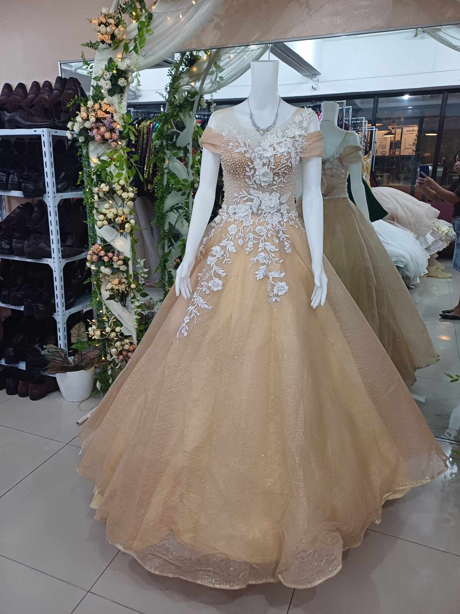 Miss G's Gown Rental & Wedding Boutique
